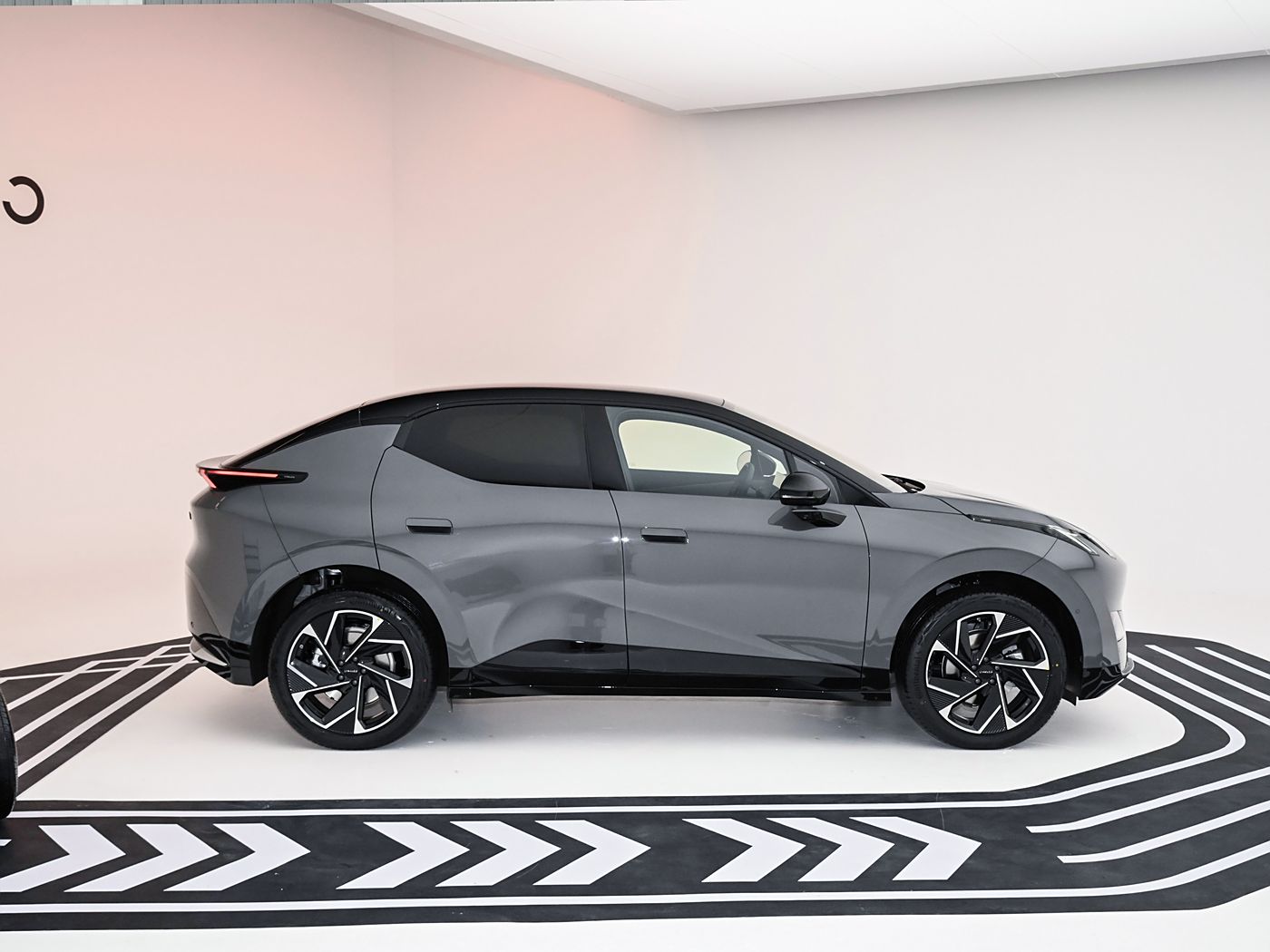 Car By Cart | Lynk&Co Z20 2025